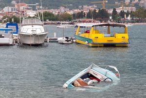 How Does a Boat Float? | BOATERexam