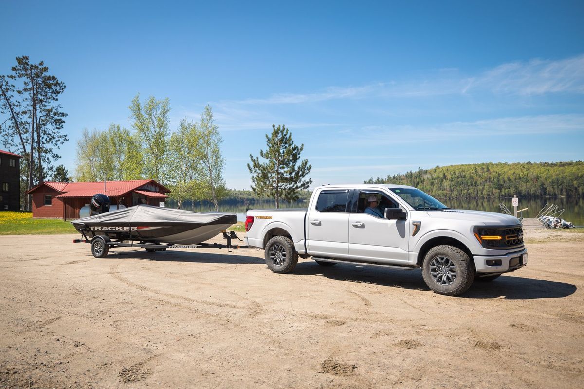 Understanding Towing Capacity for a Boat | BOATERexam