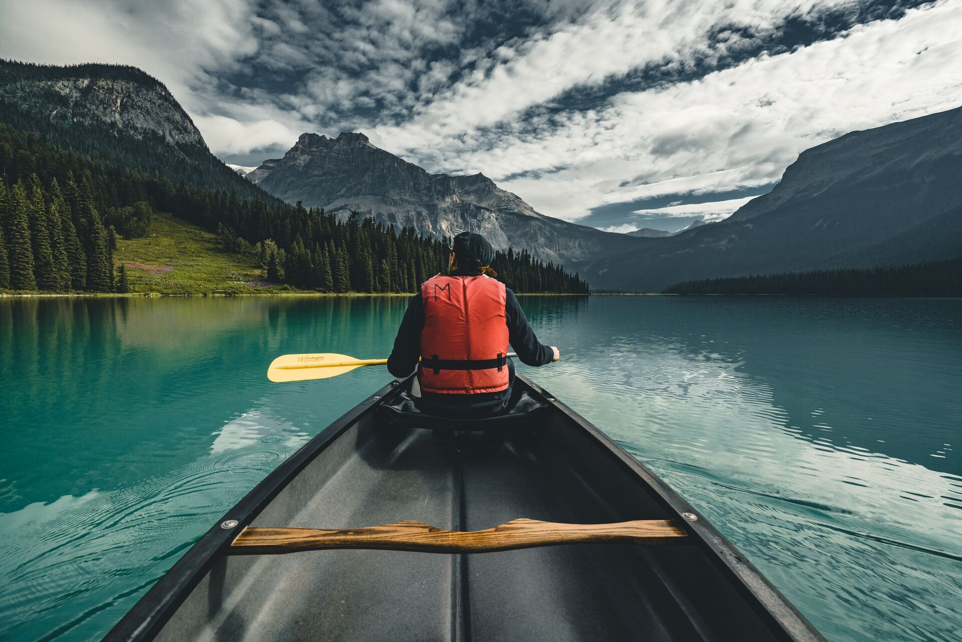 Cold Weather Boating Safety Tips (Stay Warm on the Water) | BOATERexam