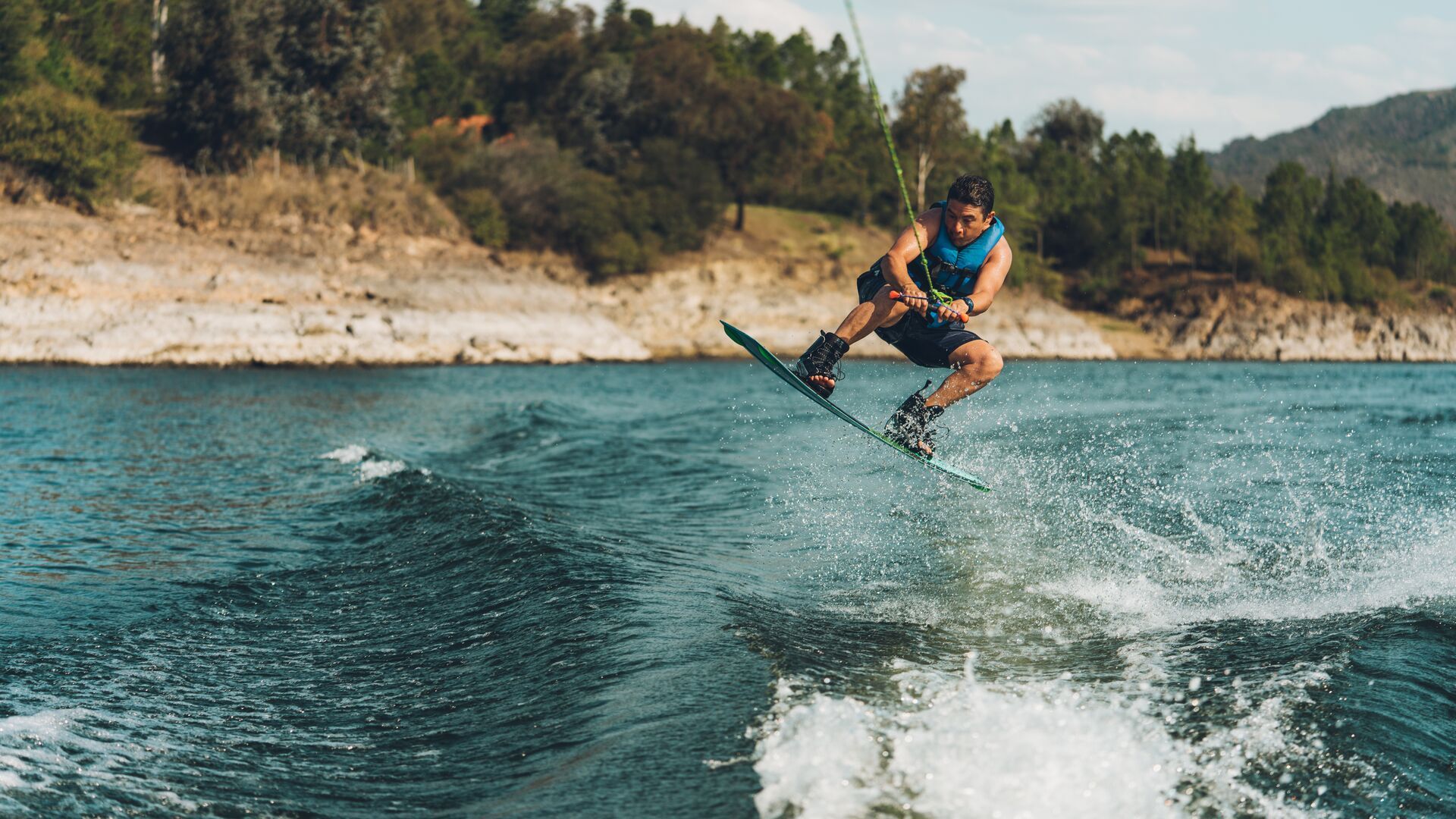 5 Rules for Skiing and Watersports Safety | BOATERexam